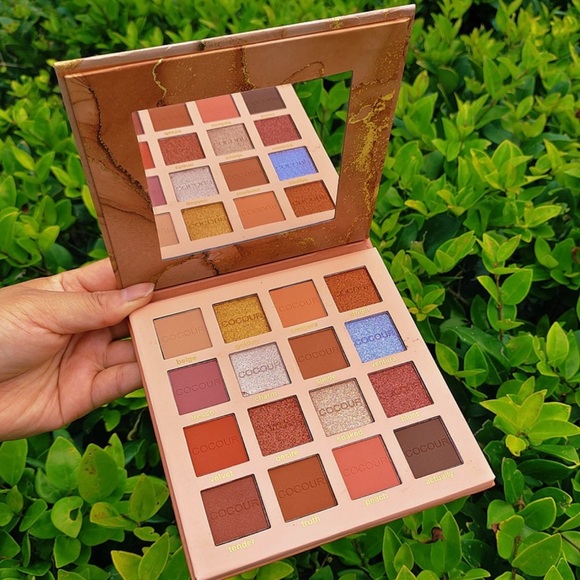 Makeup | Coco Urban Peachy Golden 16 Color Palette | Poshmark